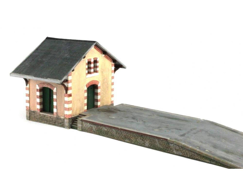 The small west freight hall PO of the west network HO scale